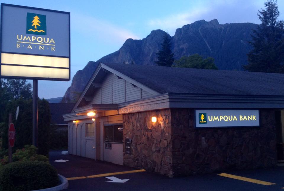 Umpqua Bank in North Bend Hosts Community Business Expo on Friday, May ...
